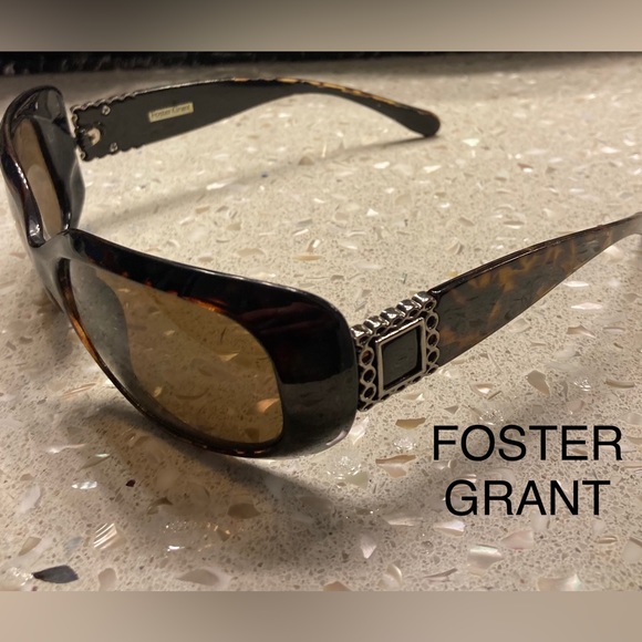 Foster Grant | Accessories | Foster Grant Sunglasses | Poshmark
